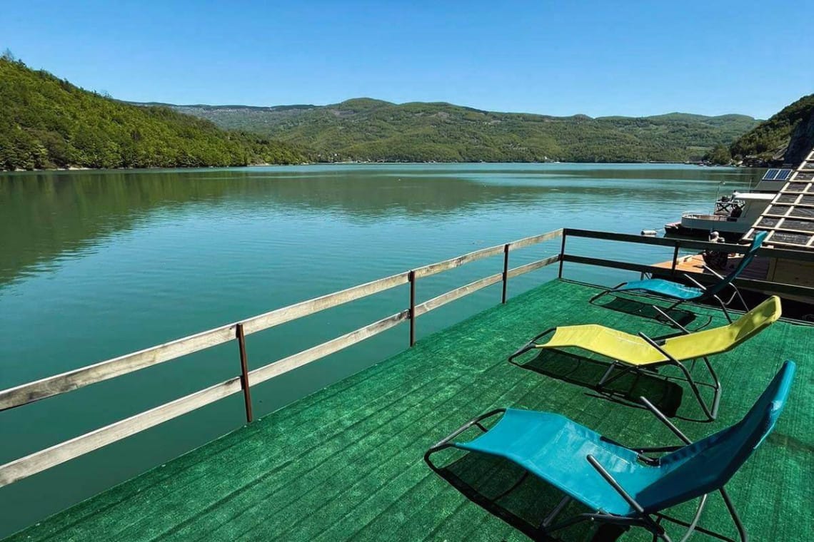 Splavovi za odmor Sanja - Drina, Perućac - Cene i rezervacije ...