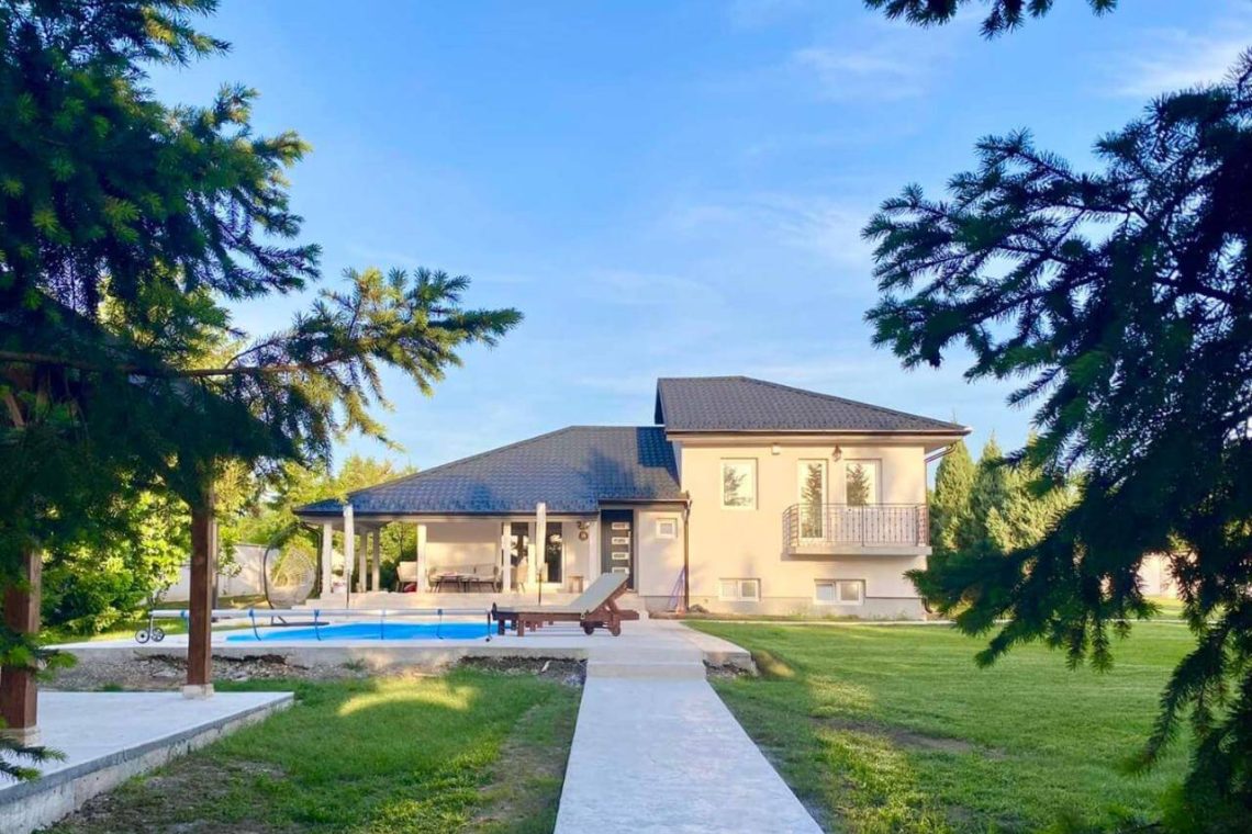 Lux vikendice | Luksuzne kuće | Luksuzne vile za iznajmljivanje